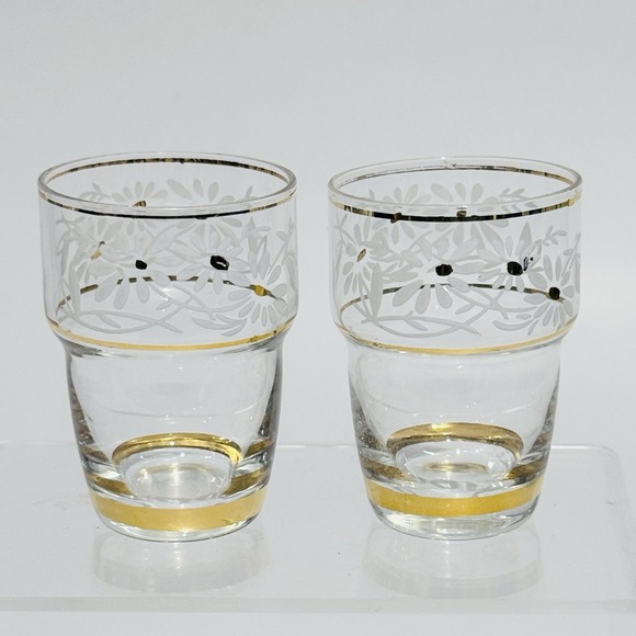Dining | 2 Vintage Shot Glasses White Daisy Gold Trim Stackable Retro ...